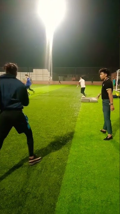 How to do a B-twist_Wushu B-twist practice with partner_ B-Twist ...