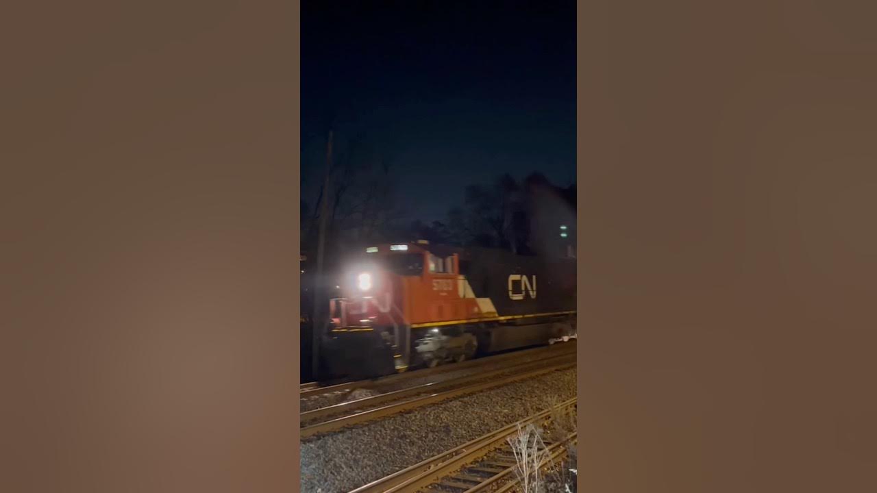 “RARE”(2 CN SD75I’s) 5783 SD75I leads CSX B705 through Piscataway w/ a Nice K3LA & a Sky Rail ...