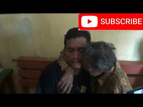 viral!!! cucu menendang kakek