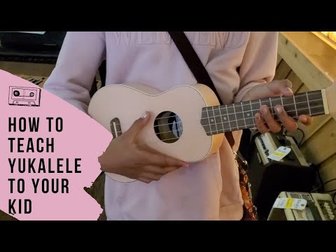 HOW TO TEACH BASIC YUKALELE ?/ HOW TO TEACH A BASIC YUKALELE SONG ...