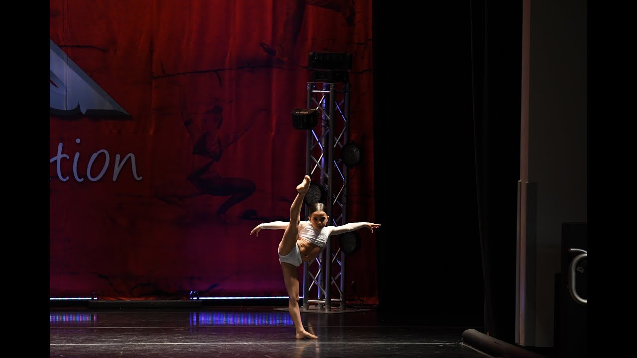 Our Amazing Dancer Zoe Flores Performing Bird Set Free. DAF STUDIO ...