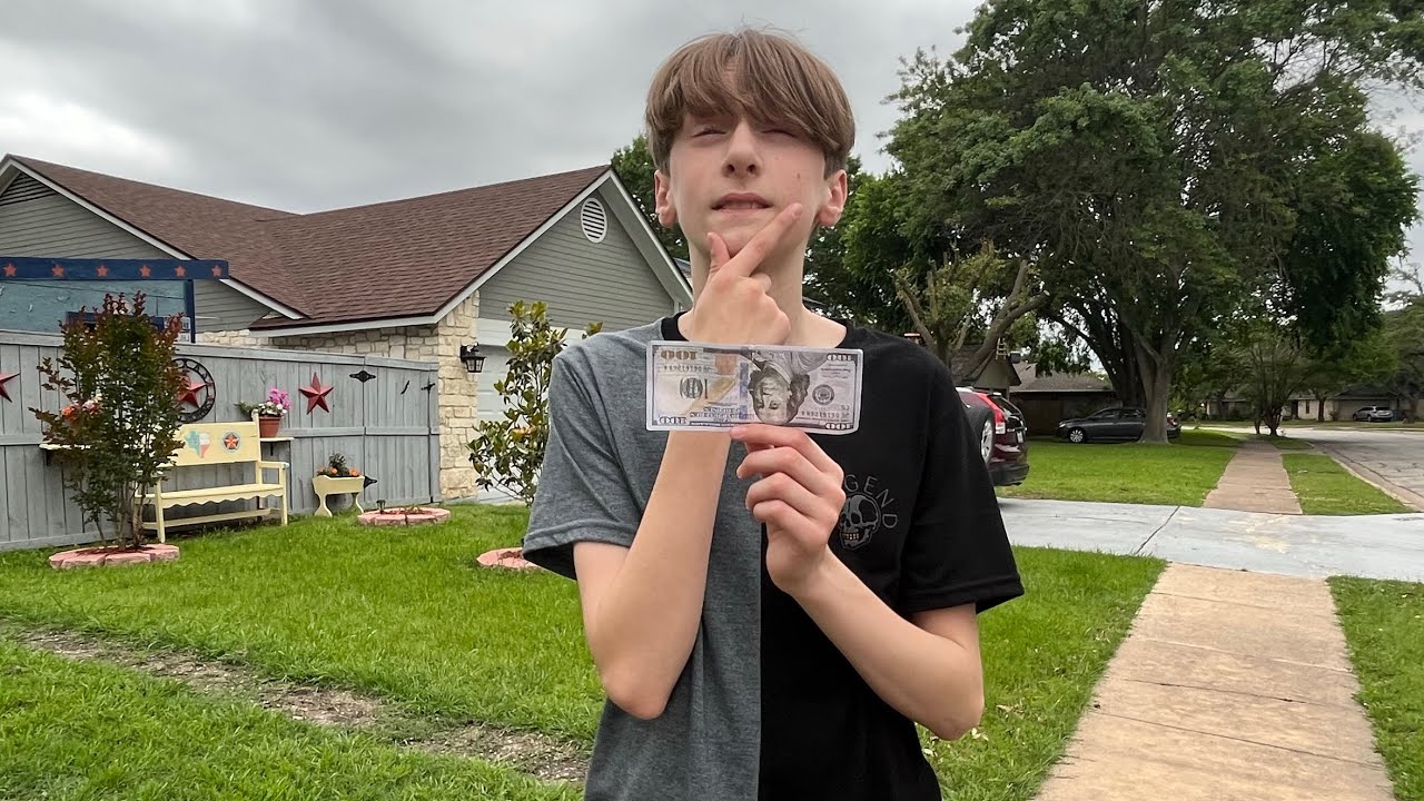 Fake money prank - YouTube