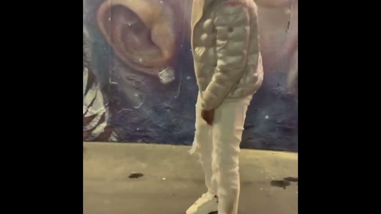 GBO Gaston Returns To The Nipsey Hussle Mural And Disses Bricc Baby (Runs up on civilian ) - YouTube