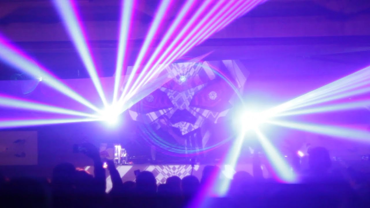 Vive La Rave (After-shot) - YouTube