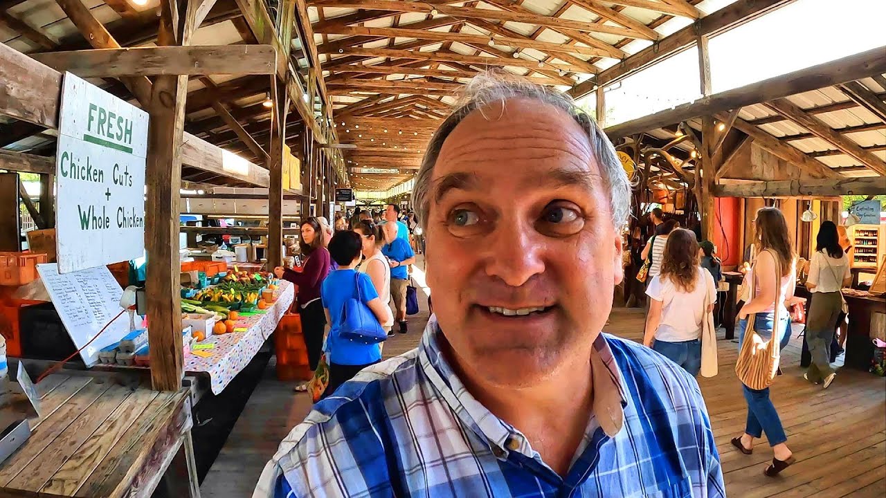 A Very Busy Farmers Market! - YouTube