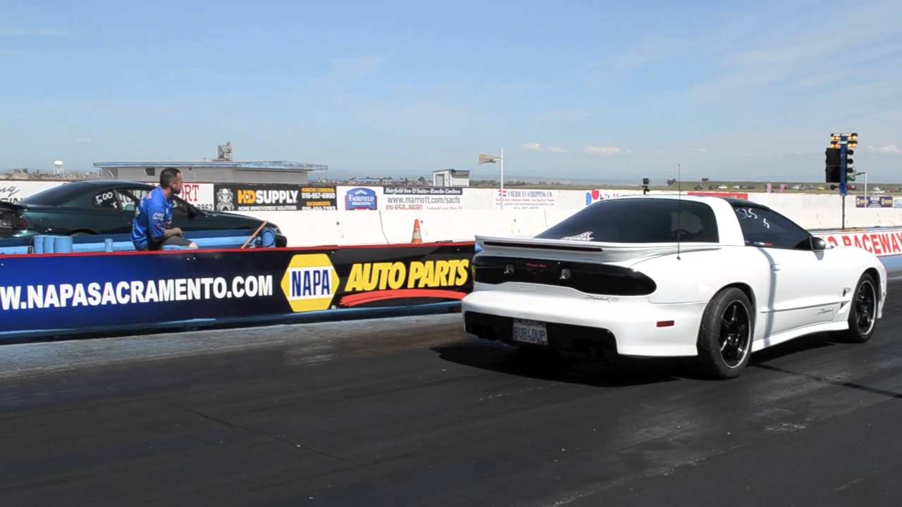 Mustang vs Trans-Am Bay Area Racing - YouTube