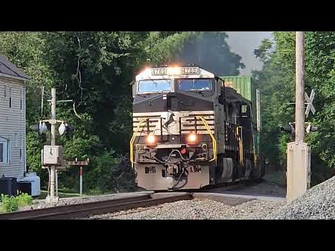 NS 4785 Leads NS 4561 NS 4706 NS 4452 on NS 27A Passing Through in Boyce VA - YouTube