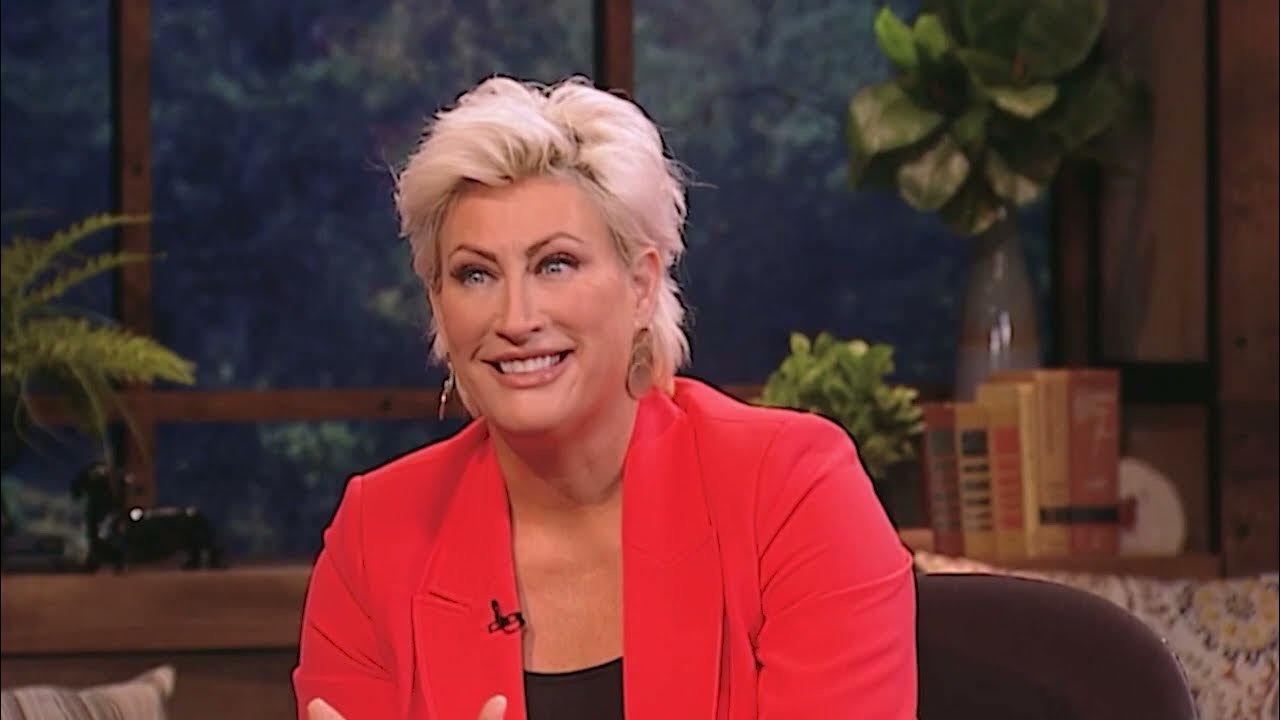 Kim Gravel: What Are You Looking At? (LIFE Today) - YouTube