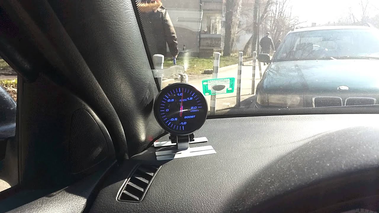 Apexi Boost gauge - YouTube