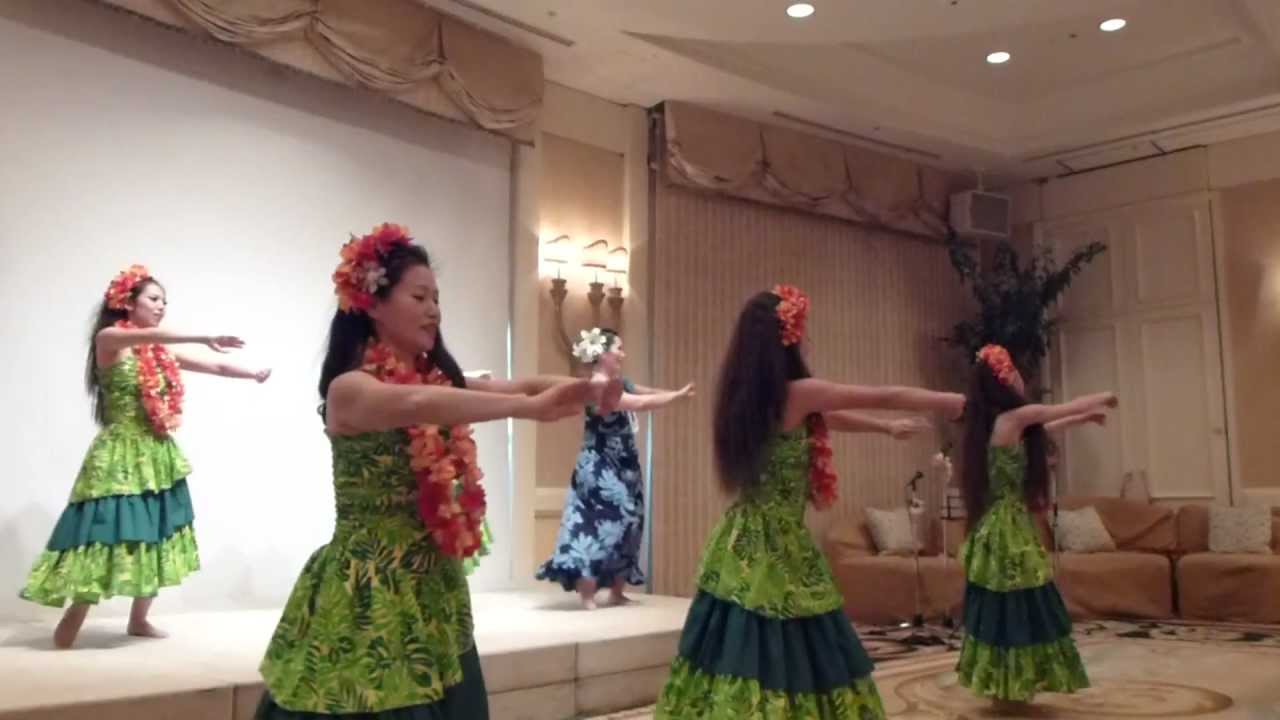 2011クリスマスパーティ Makee 'Ailana - YouTube