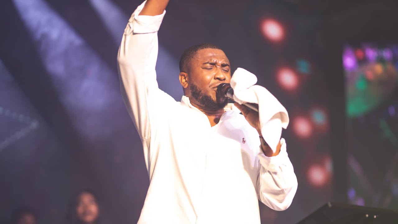 EZE EBUBE - Ebuka Agwunobi (Neon Adejo) - YouTube