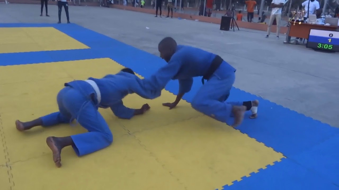 Era Uma Vez Escola De Judo TK SAMURAI Huambo/Angola - YouTube