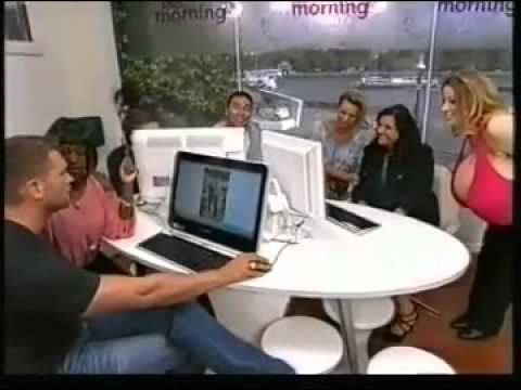 9AHBA akbar bazol fel 3alam 2013 - YouTube