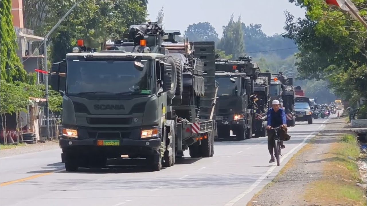 Gokilll Kompilasi Konvoi Truk Trailer TNI SCANIA Muatan Tank, Kompilasi ...