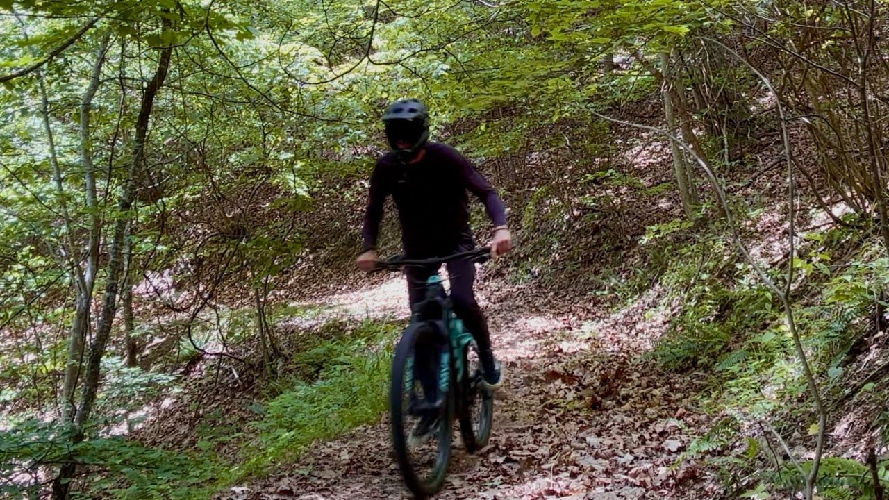Building Up Speed on Catamount Trail - YouTube