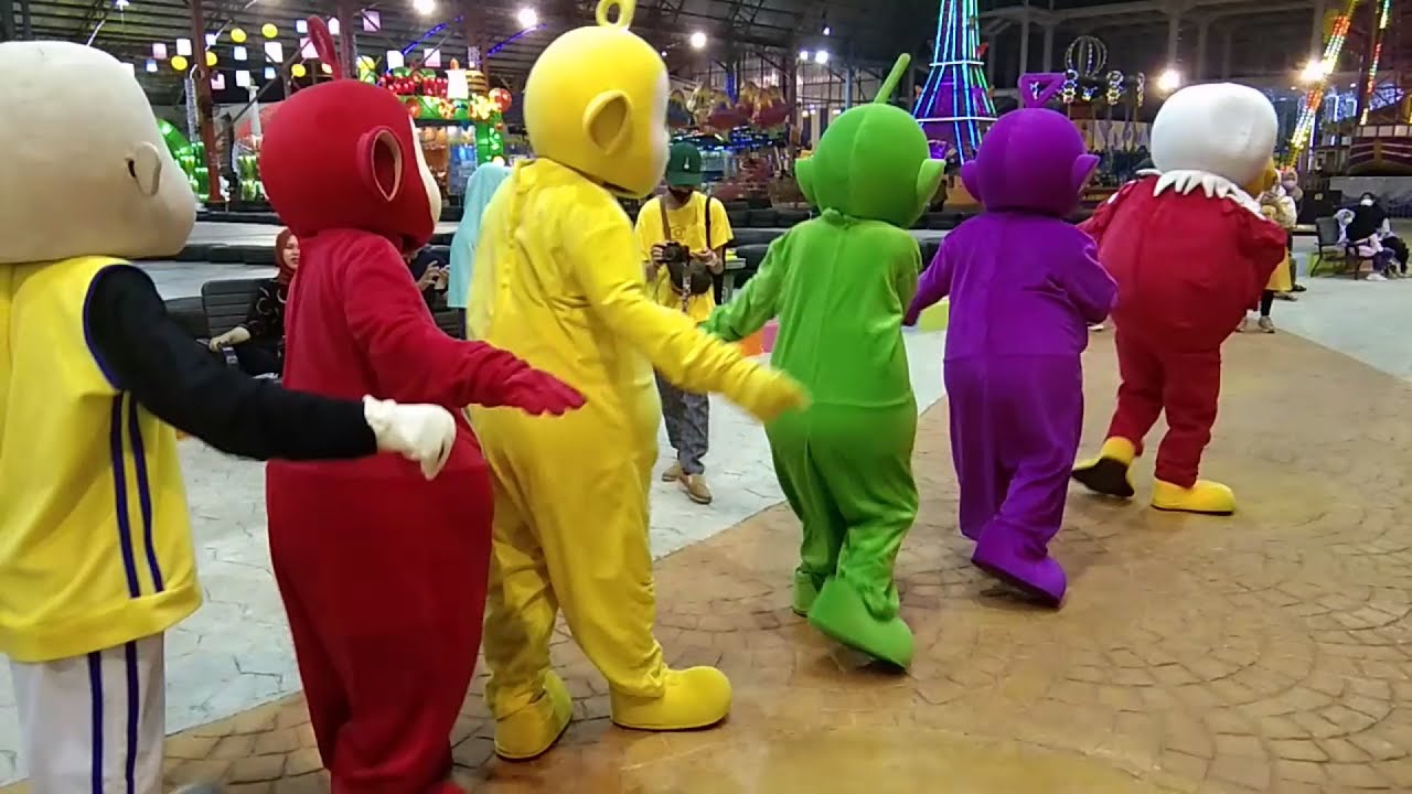 COSPLAY TELETUBBIES & COSPLAY UPIN IPIN JOGET DJ SPONGEBOB & KU PUJA ...