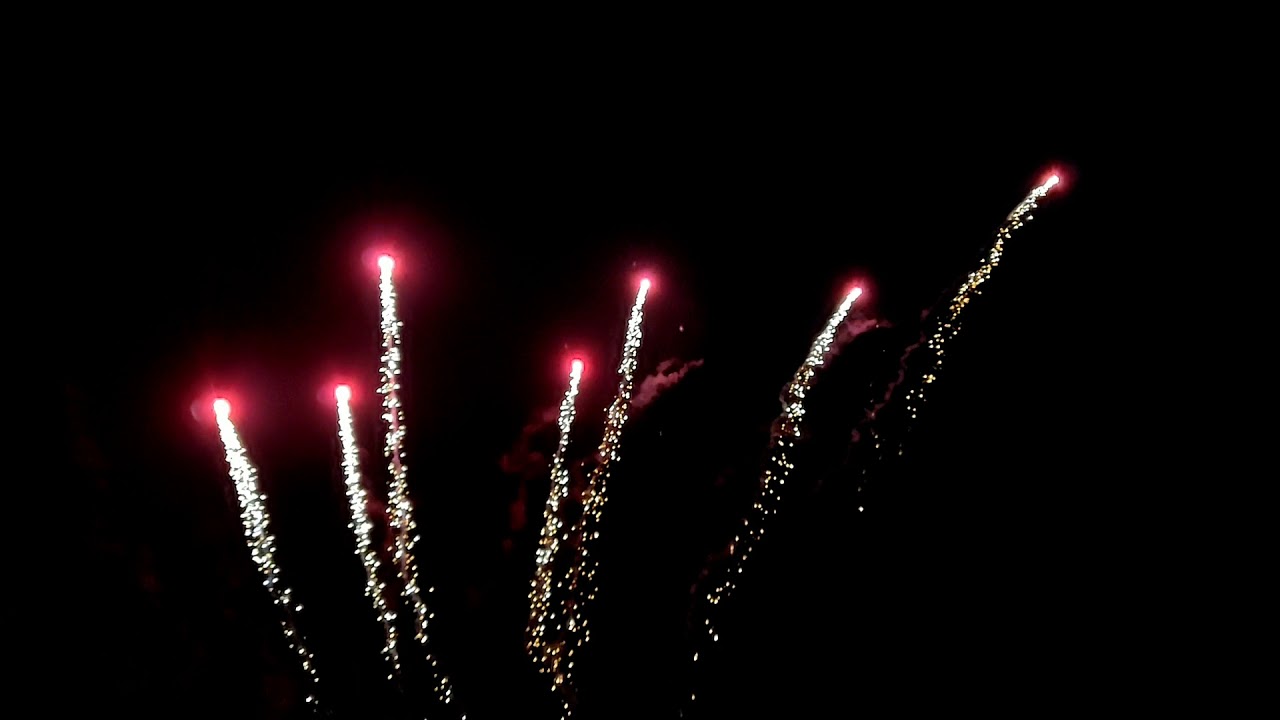 Epic Fireworks - Mighty Mouse - YouTube