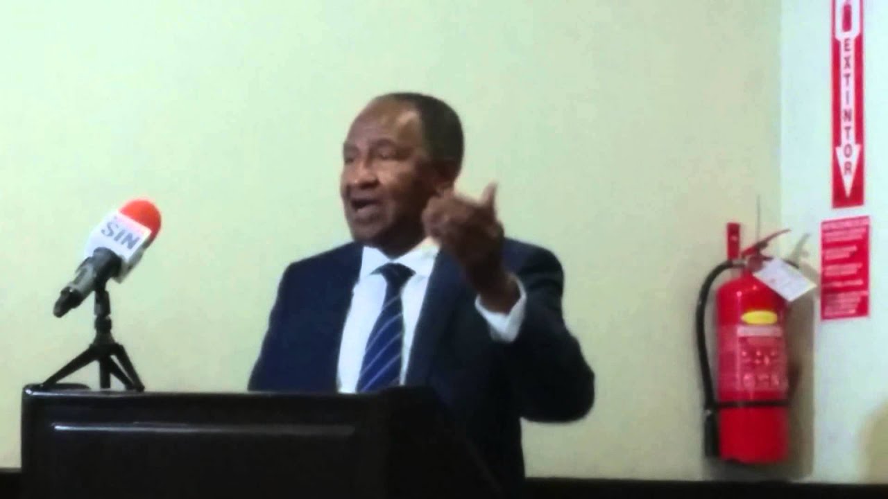 Osiris Guzmán presidente de la Federación de Fútbol - YouTube