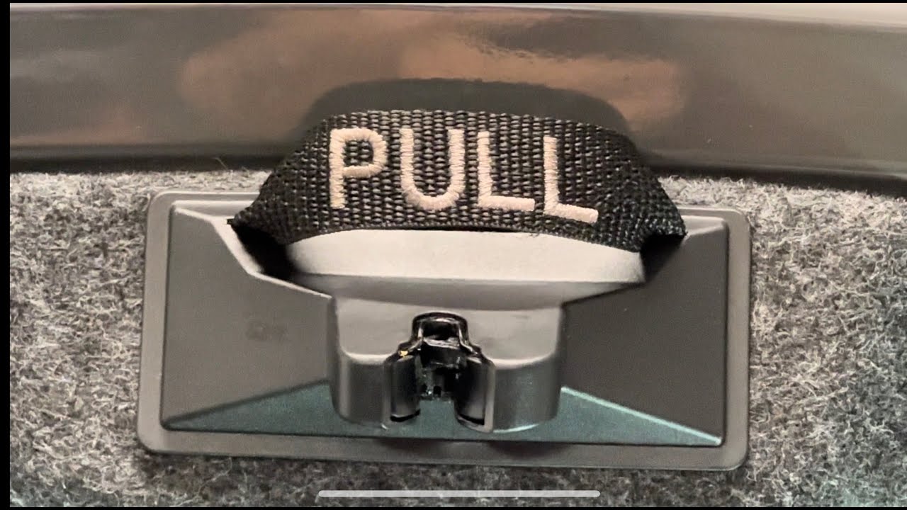 Trunk Strap for S550 Mustang/ Shelby GT350 - YouTube