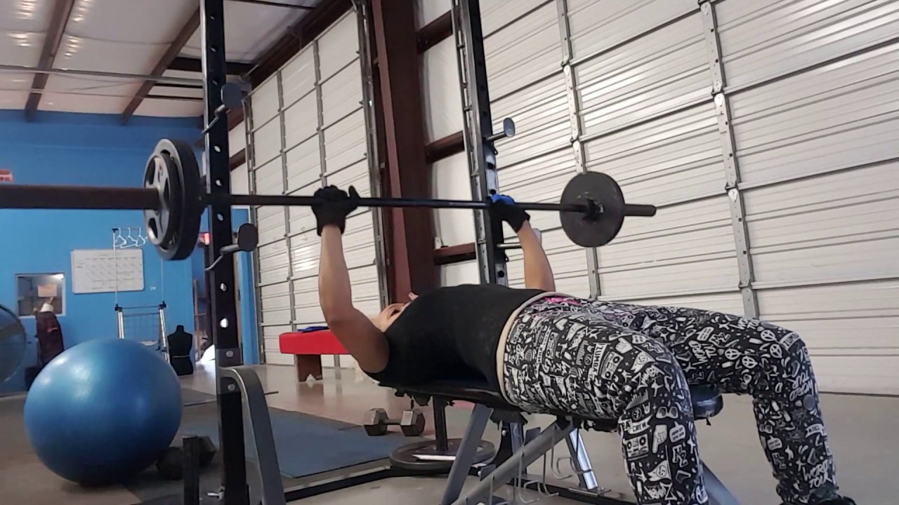 Close grip barbell chest press - YouTube