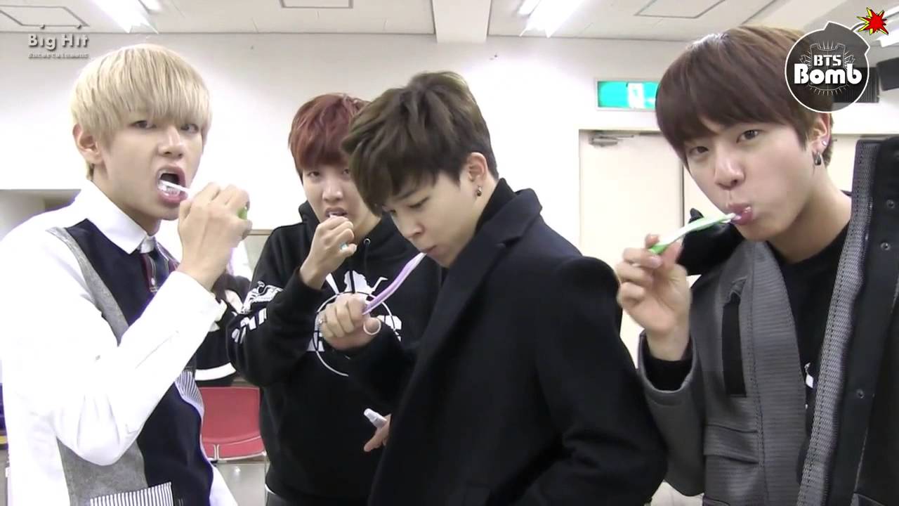 [GER] [BANGTAN BOMB] BTS rookie Camera Director Jung Kookie :D - YouTube