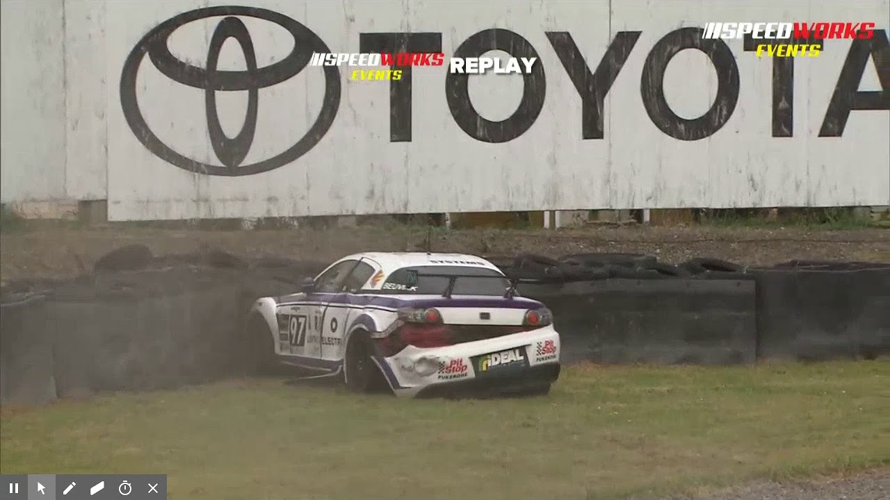 RX8 Crash NZGP 2018 - YouTube
