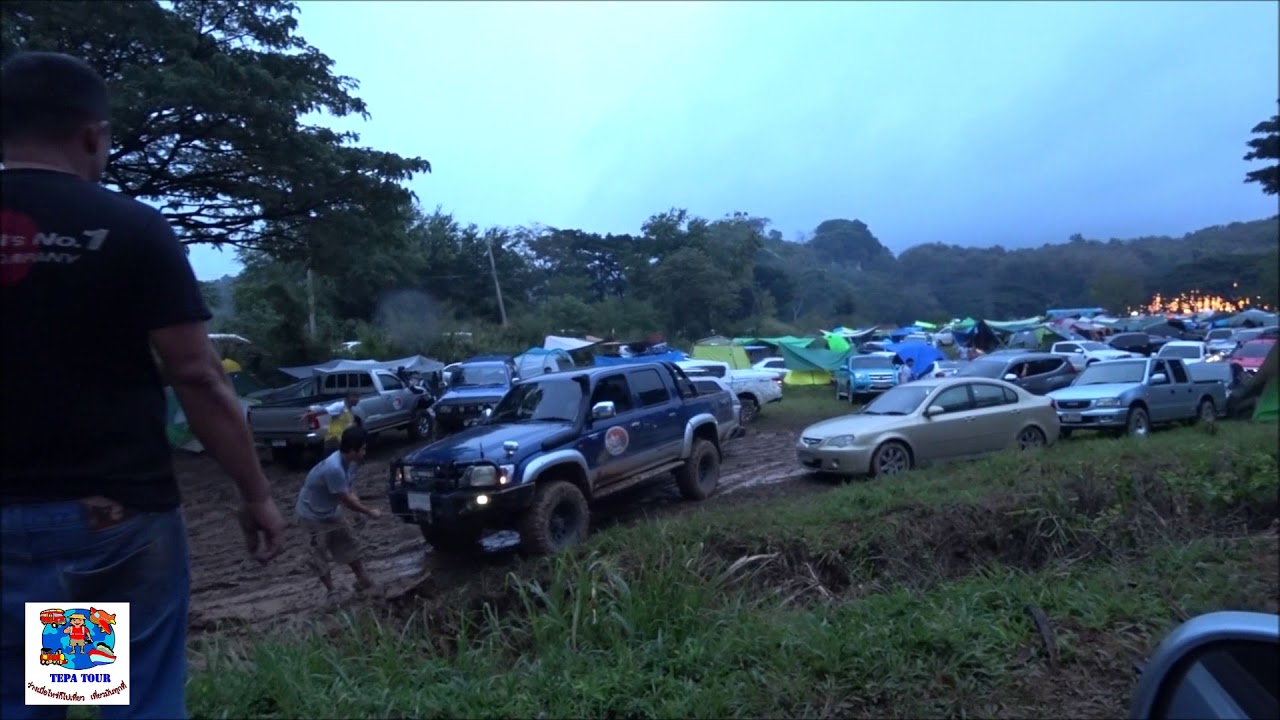 สนาม Mac Off Road Track สระบุรี บอกได้คำเดียวว่าเละ ทางเข้างานมีตติ้ง ...