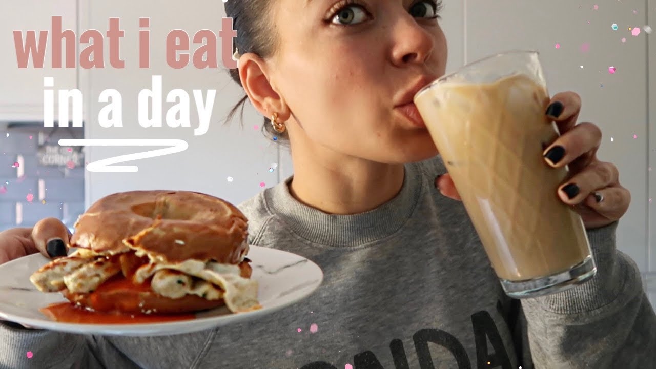 REALISTIC WHAT I EAT IN A DAY! - YouTube