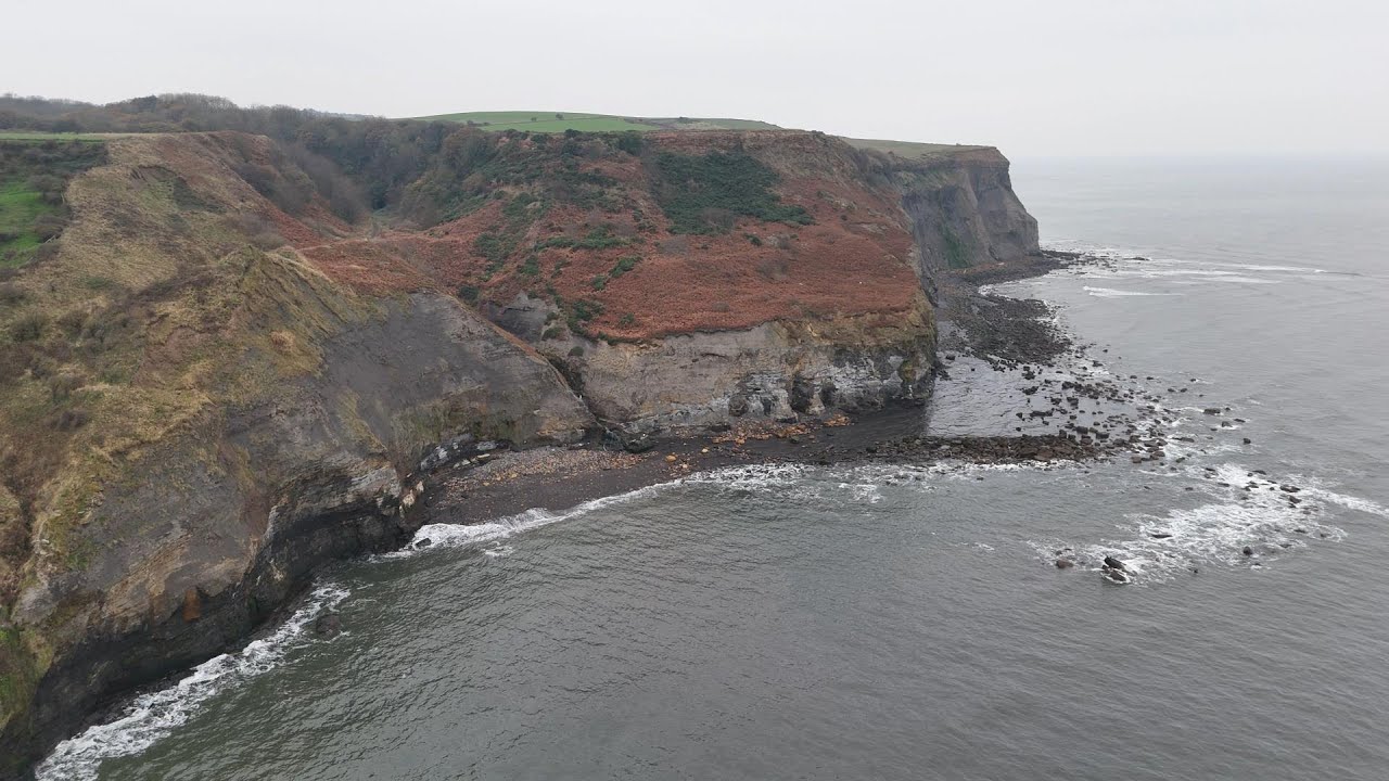 fossil hunt sandsend to runswick bay - YouTube