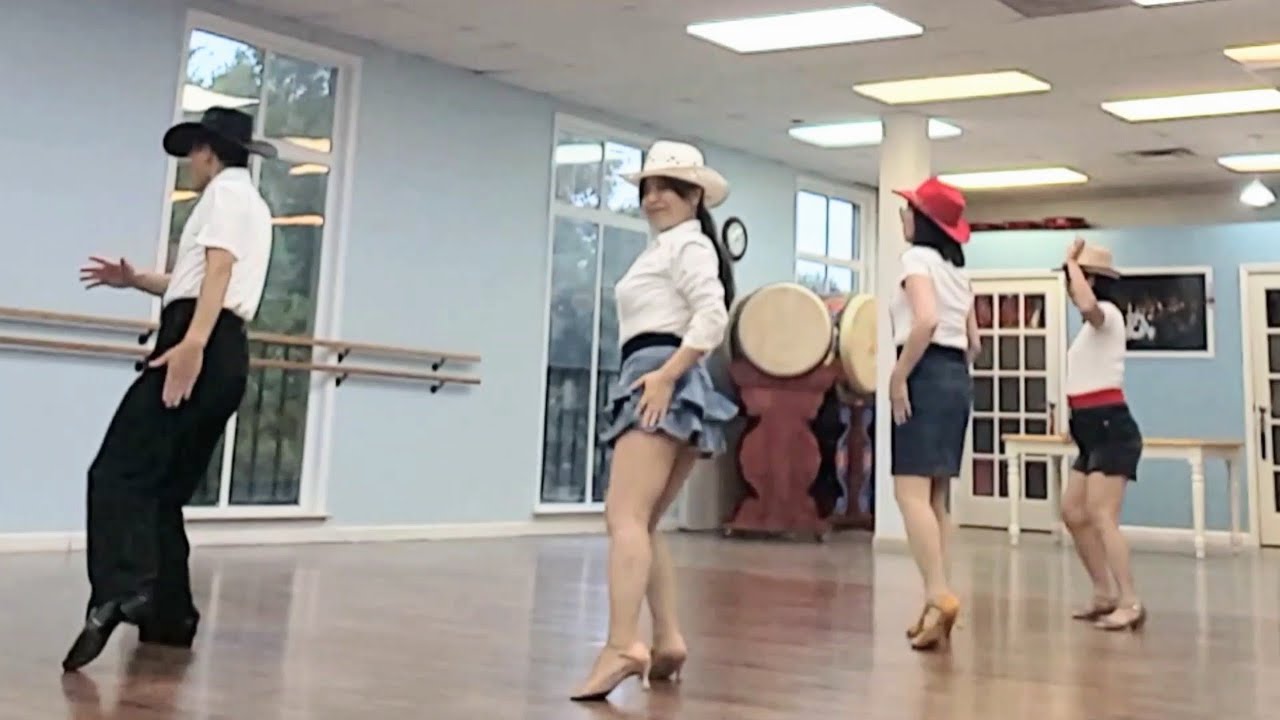 Cowboy Cumbia Line Dance (Count) - YouTube