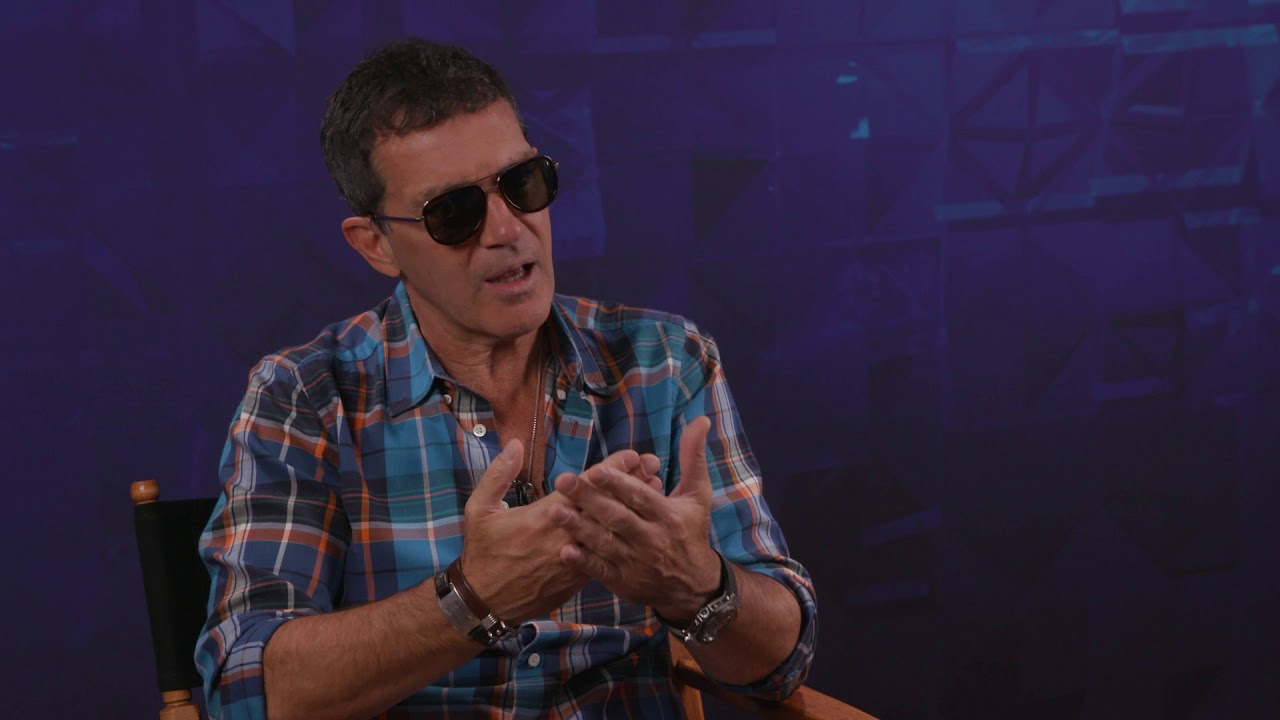 Pain and Glory - Antonio Banderas Interview - YouTube
