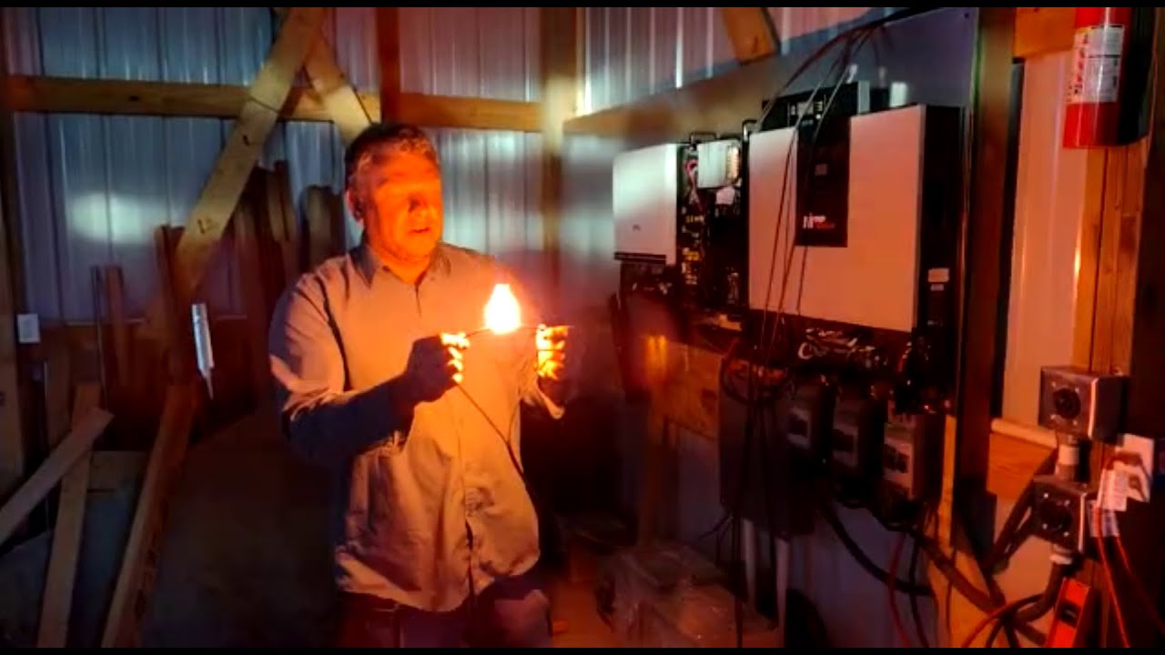 Amazing Solar Panel DC Arc 400V, Dangerous! - YouTube