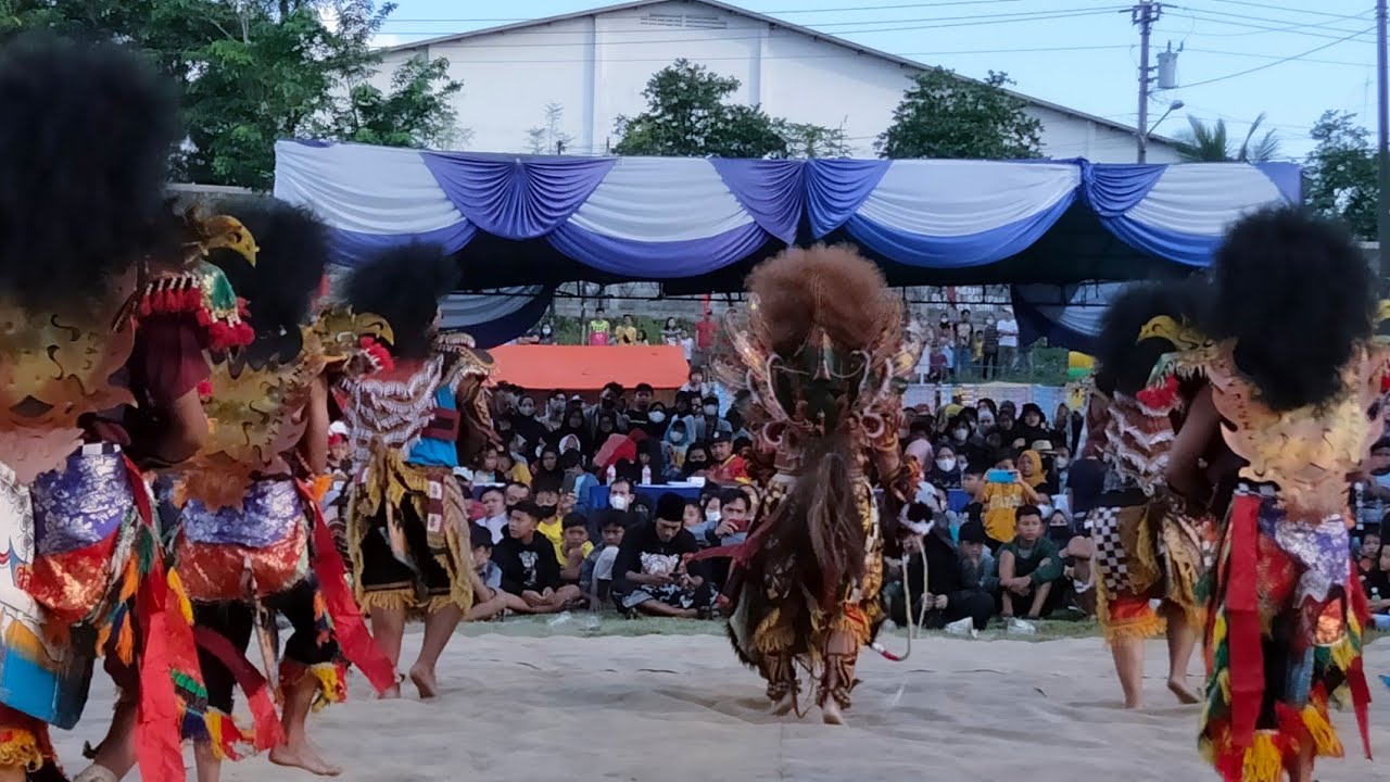 tari prajuritan dengan iringan musik Londo... mantap masssse #reok# ...