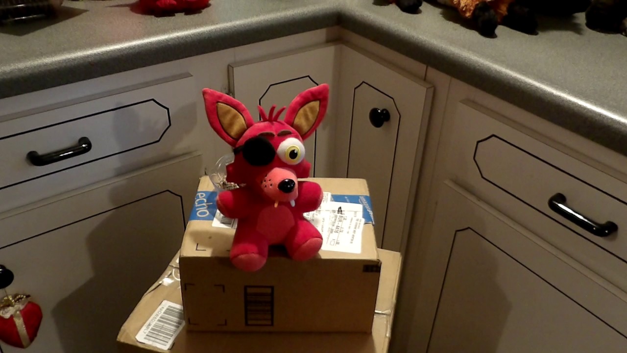Foxy Gets Boxys - YouTube