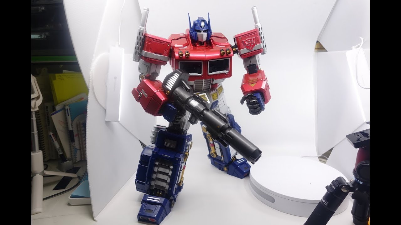 Toys Alliance MAS-01 Optimus Prime Mega Action Figure Test - YouTube