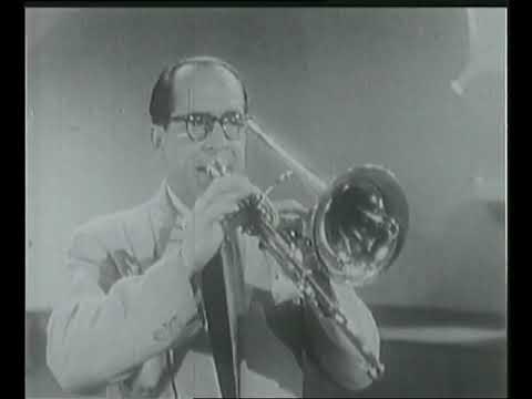 Caravan - Duke Ellington & His Orchestra (feat. Juan Tizol) - YouTube