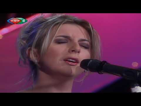 Ayşe Ekiz / Gönlüme gir doğ güneşim