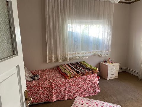 AYLARDIR BODRUM KATINDA RUTUBETLİ EVDE OTURAN KADIN VE KIZI ARTIK FERAH BİR EVDE OTURACAK