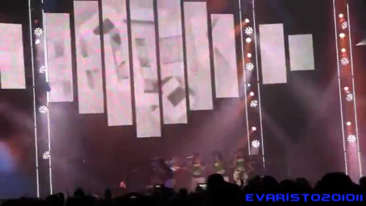 Group 1 Crew Performing live at The Roadshow 2015 - YouTube