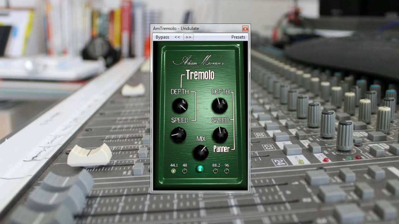 Tremolo/panner vst for free guitar test - YouTube