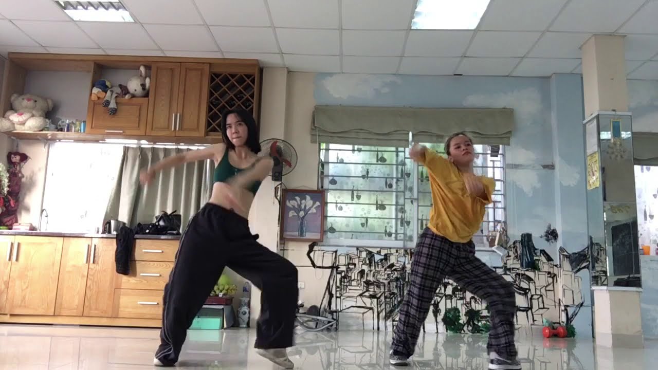 Ah - After school | Chill Choreography - YouTube
