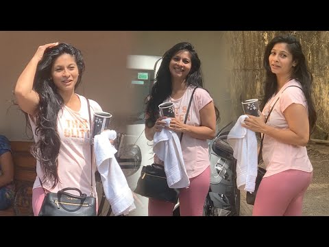Exclusive : Tanisha Mukherjee Hot Avtar In Gym Outfit Spotted At Pilates