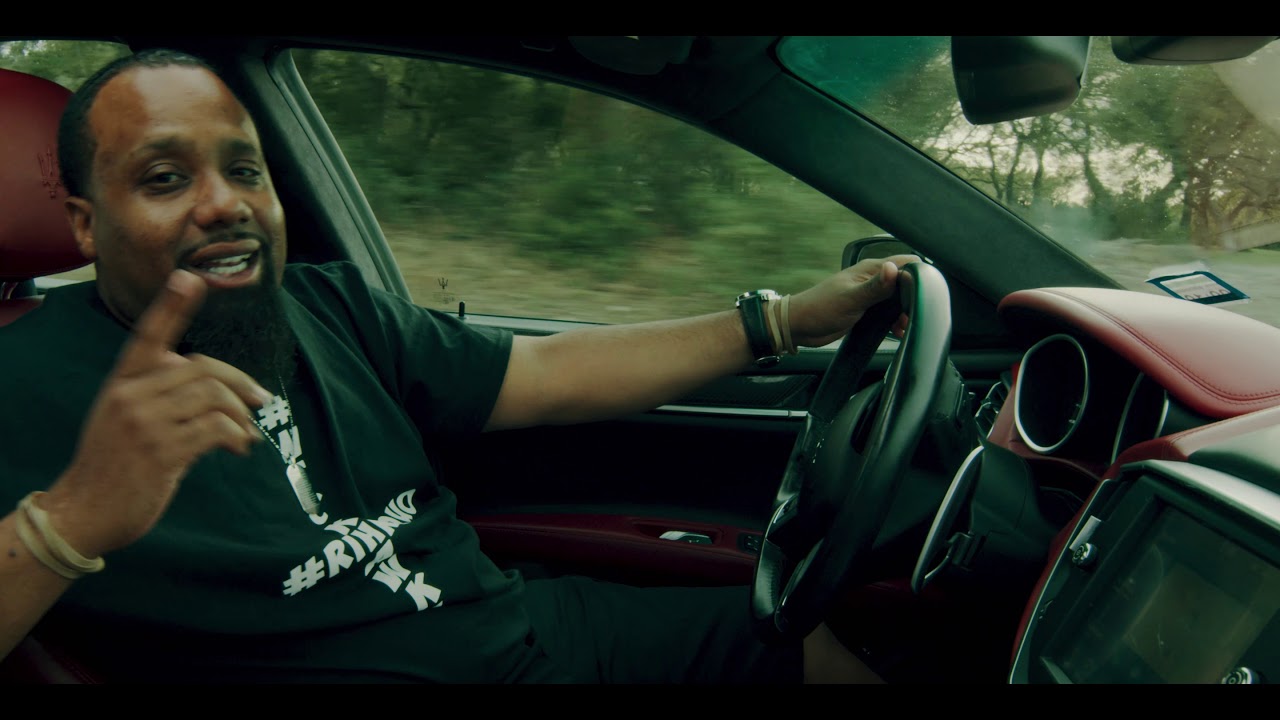 Duece Biggalo - Neck Hawkin' [Official Music Video 4K]/Prod by Mac ...