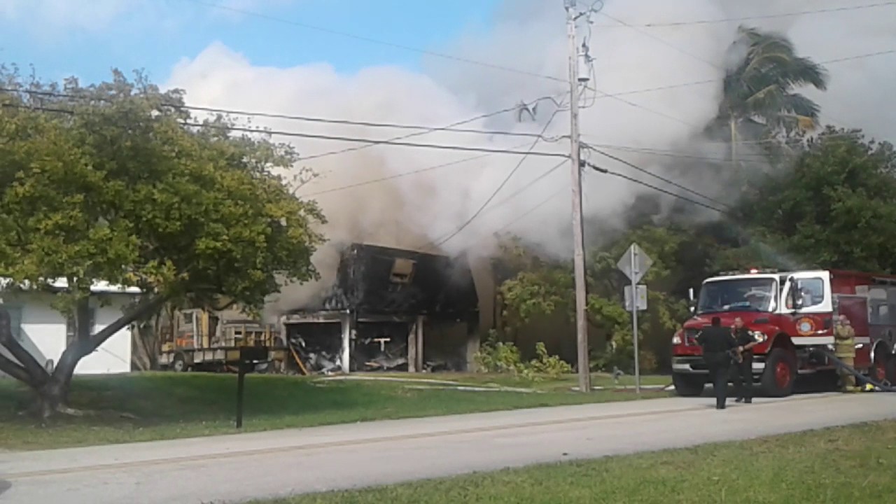 Fire Baypoint today key west - YouTube