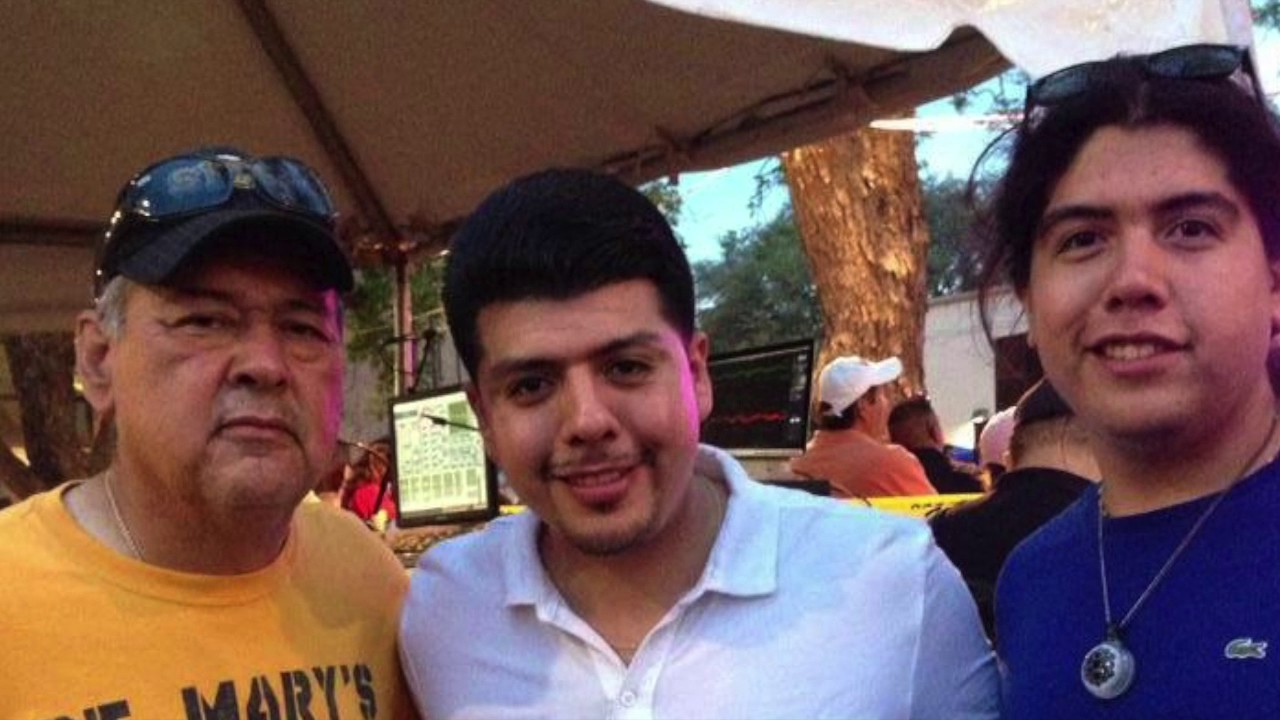 Have youself a merry little christmas cover -The Revilla bros. - YouTube