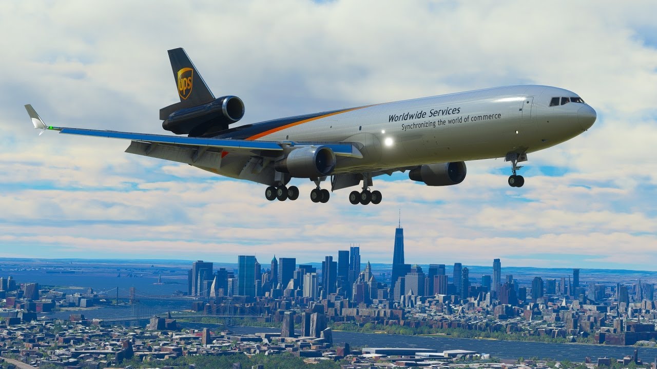 Huge Cargo Airplane MD-11 UPS landing in New York City - YouTube