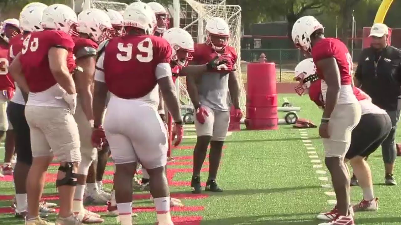 UIW Cardinals prepare for FCS semifinals game against North Dakota ...