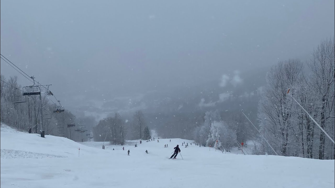 First Snow/Ski Day at Windham Mountain With New Skis!! - YouTube