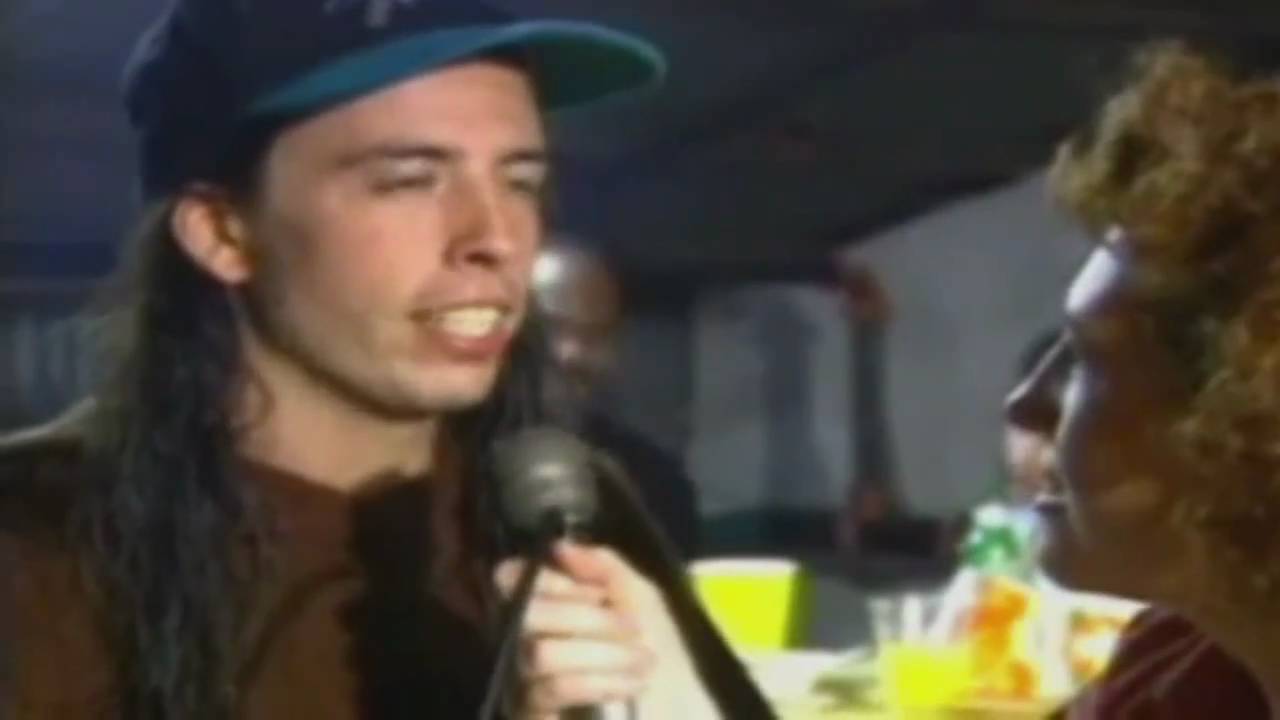 Dave Grohl gets a fake ID - YouTube