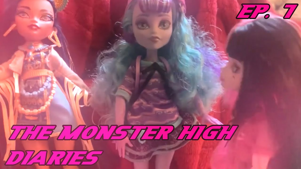 THE MONSTER HIGH DIARIES || EPISODE 1 - YouTube